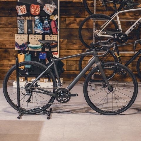 Trek Domane Al 2 Generacja 4 Matte Lithium Grey 2026 (58) > Trek